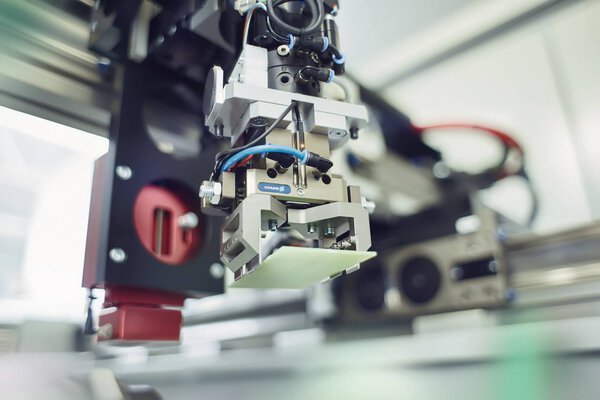 Inline depaneling machines and palletizers Inline depaneling machines ...