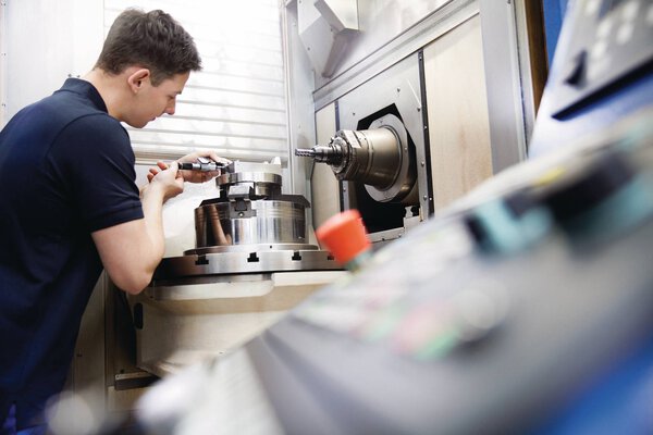 Maintenance & repair Your competent partner | SCHUNK